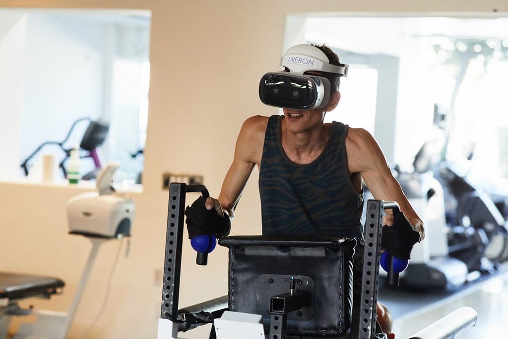 VR Applications in Pain Management - MIERON VR